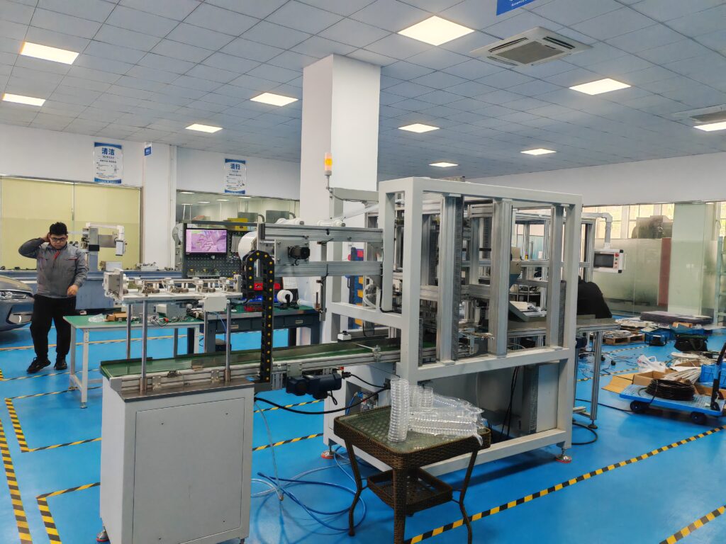 Petri Dish Automation Solution - SANTSAi